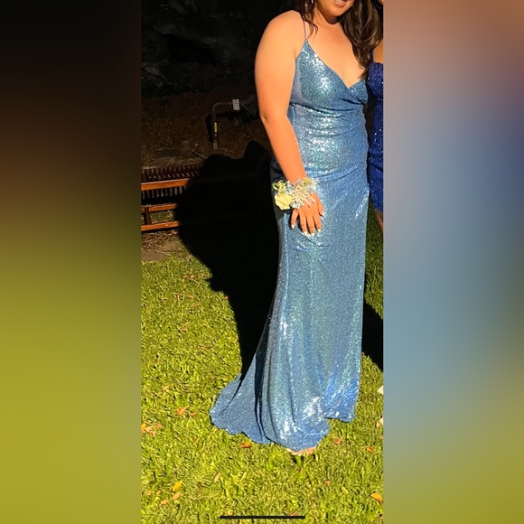 Windsor | Dresses | Used Once Prom Dress | Poshmark